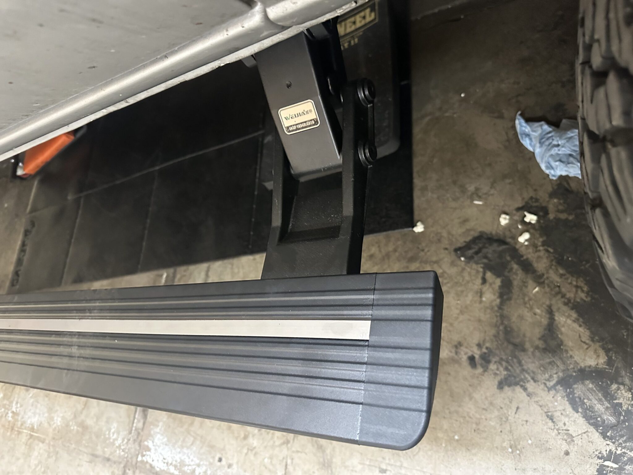1992+ Ford Econoline Electric Running Boards – Power Steps for E-150 to ...
